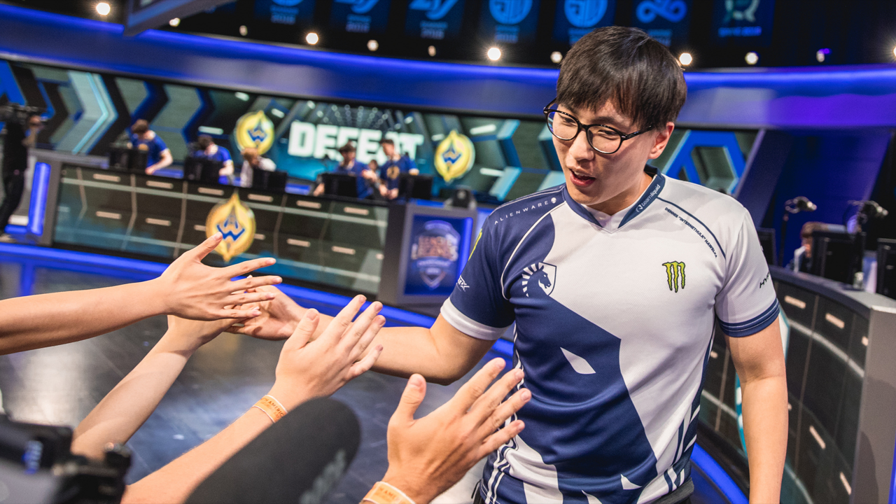 Are You an LCS Super Fan? - Quiz Smash